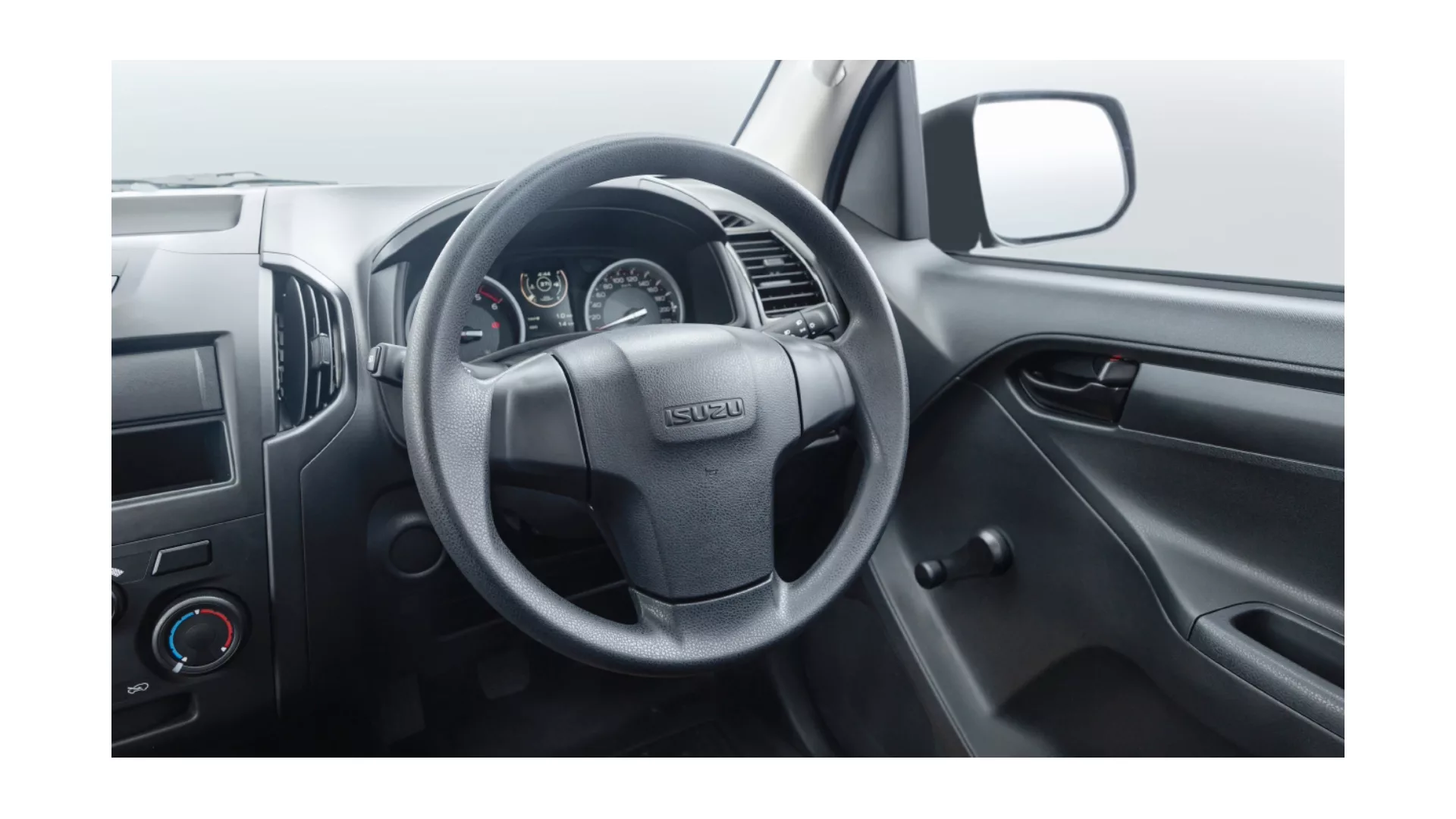 Isuzu D-Max Regular Cab - Colours, Features, Price & Review